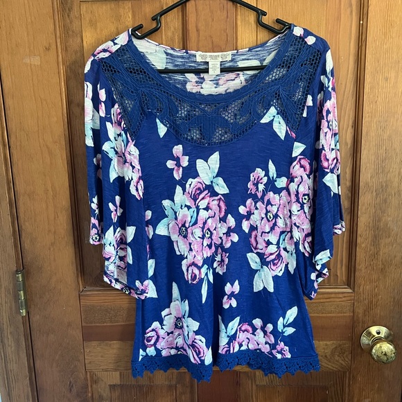 Vintage America | Tops | Vintage America Blue Floral Lace Top | Poshmark